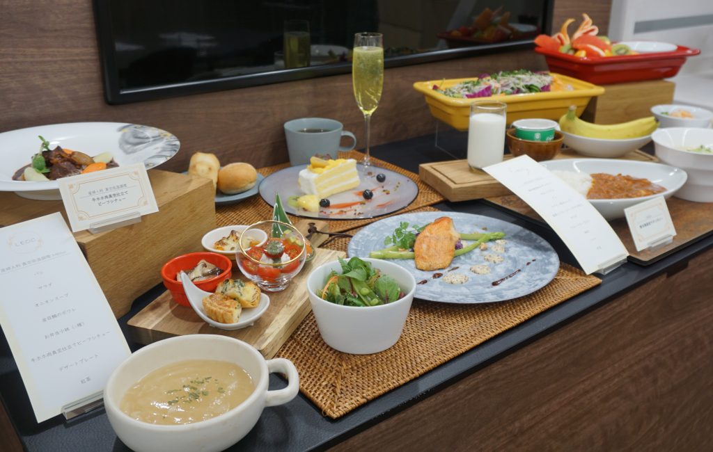 SPECIAL CONTENTS｜株式会社LEOC 新卒採用