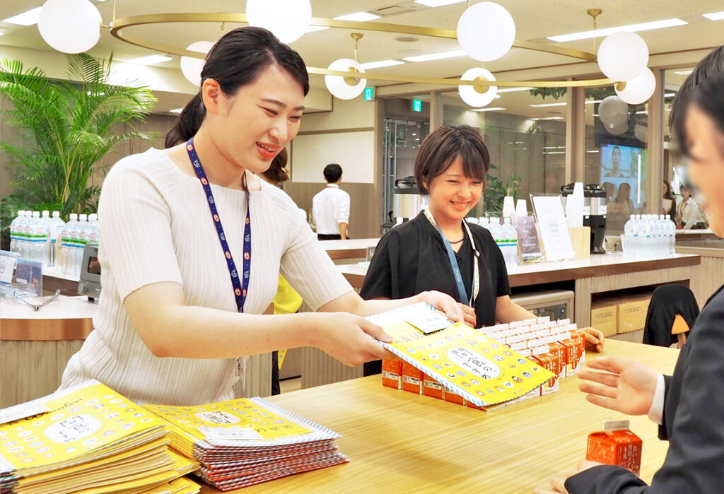 健康経営イベントで「肺年齢計測禁煙支援」と「栄養ワンダー2023」をLEOC大手町本社で開催｜給食委託会社：株式会社LEOC